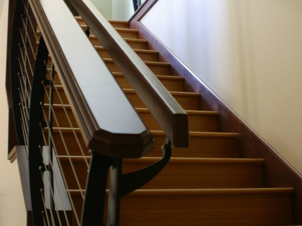 Keuka Style Curved Railing System - Chassell, MI - Keuka Studios